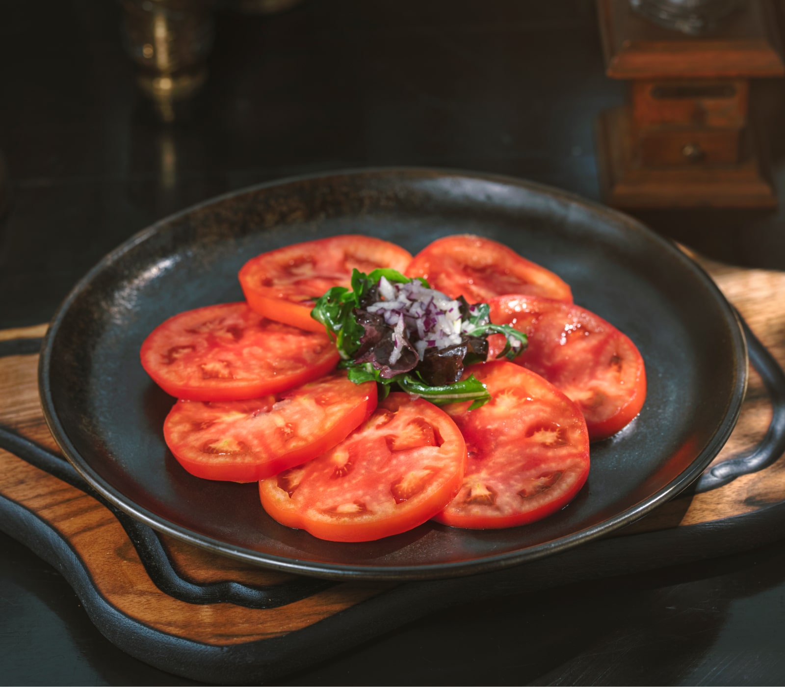 Salata de rosii - Restaurant Taverna Sarbului Sinaia